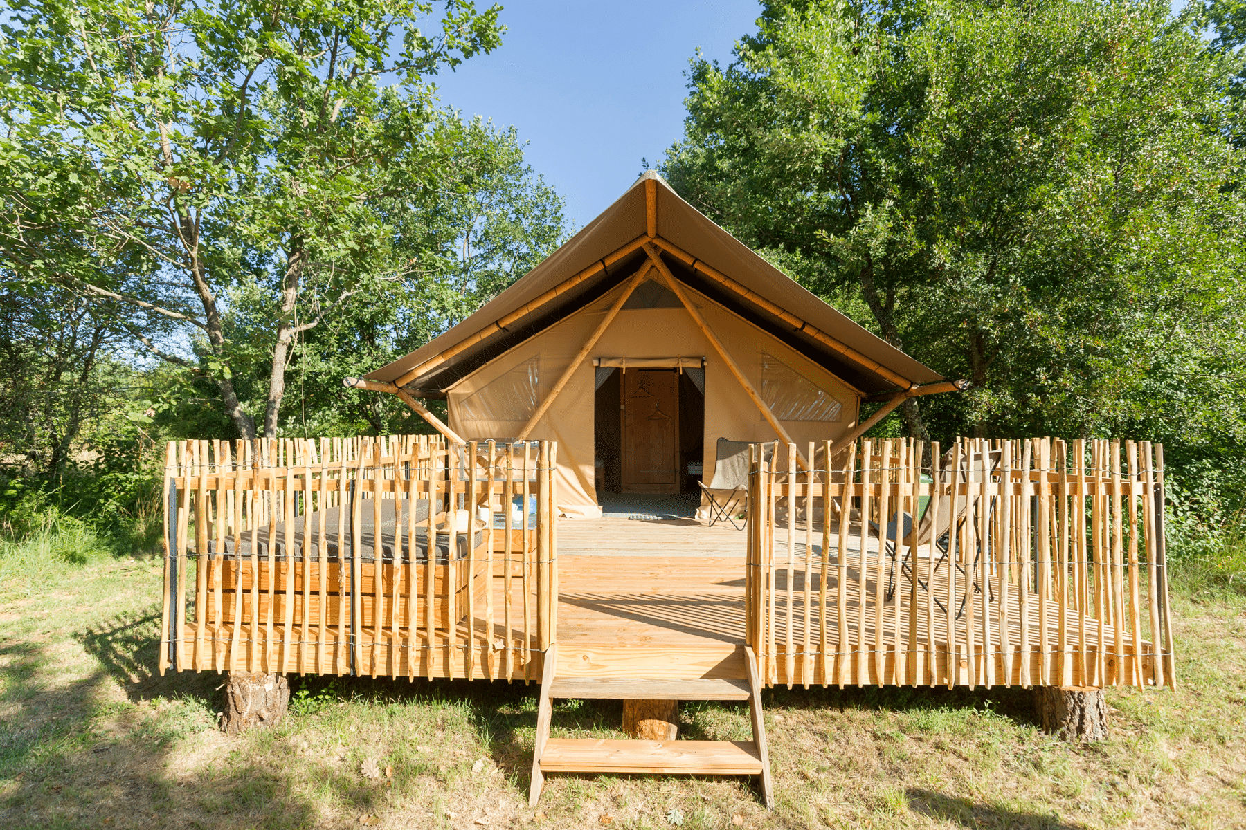 Huttopia Opens Its First West Coast Resort. - Modern Campground