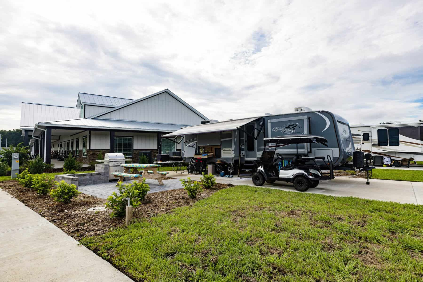 Sunlight Resorts Opens Champions Run Ocala Luxury RV Resort - Modern ...