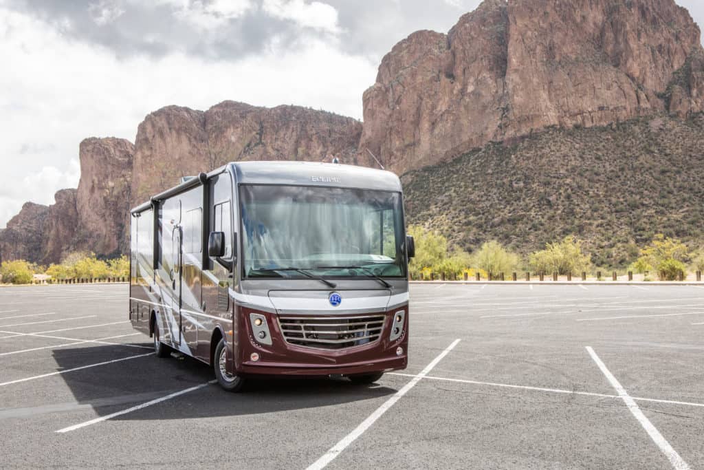 Holiday Rambler introduceert de nieuwe geladen Eclipse-camper Modern ...