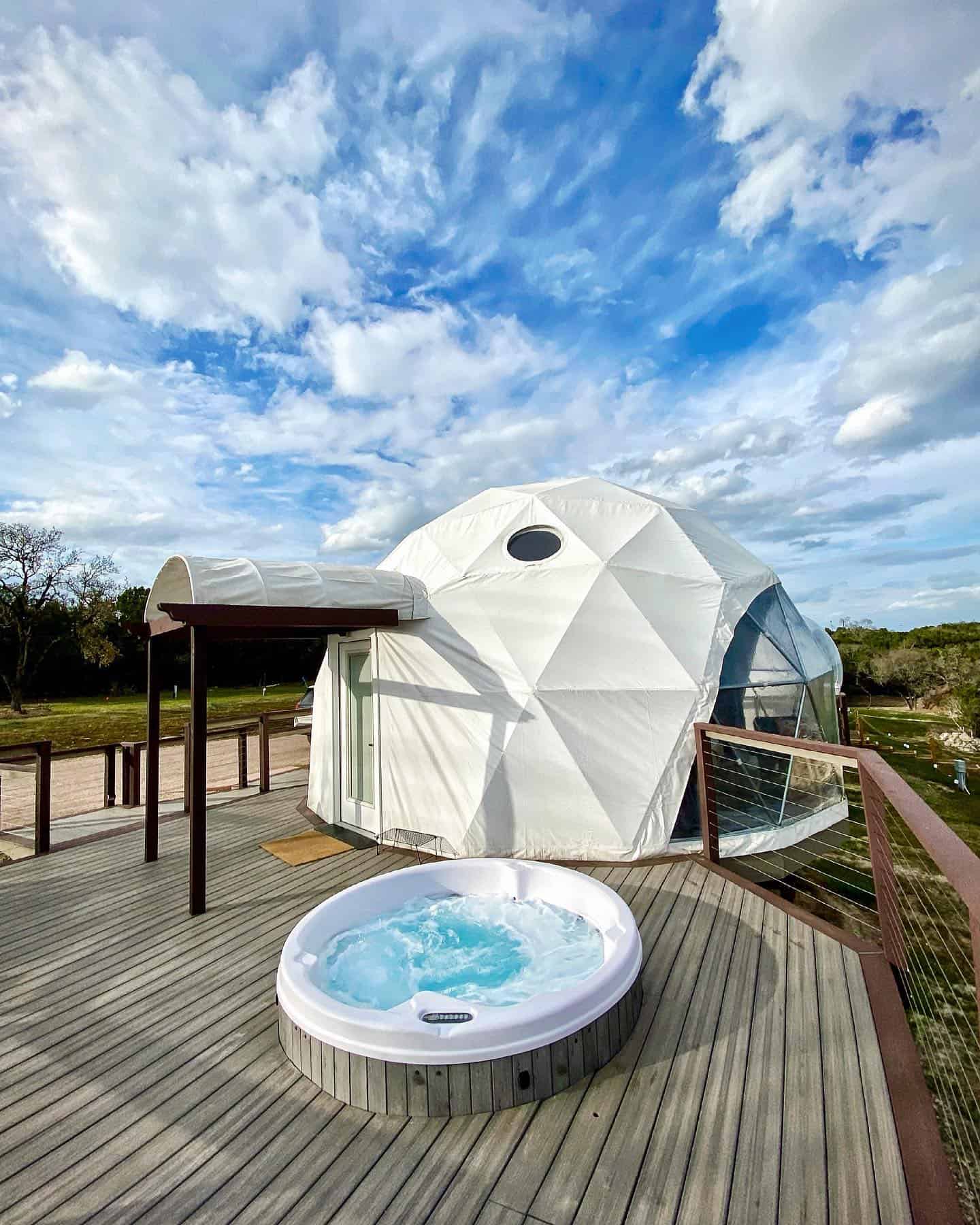 Romantic Glampdate? Check Out This Luxurious Eco-Glamping Getaway in ...